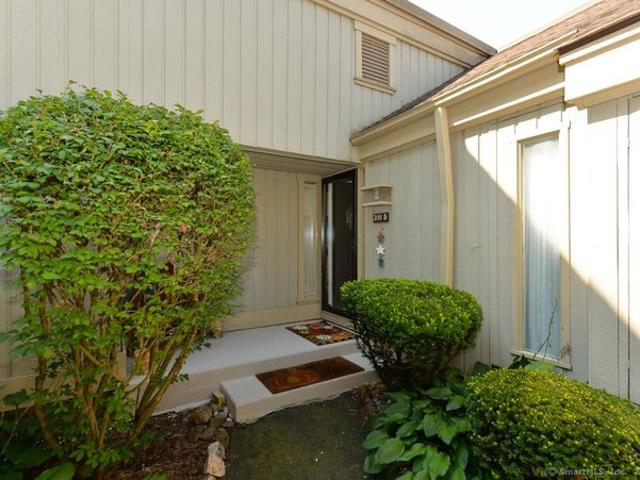 399 Heritage Vlg Unit D, Southbury, CT 06488