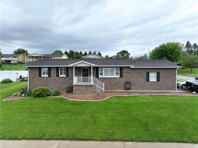 399 Jefferson Ave, Masontown, PA 15461