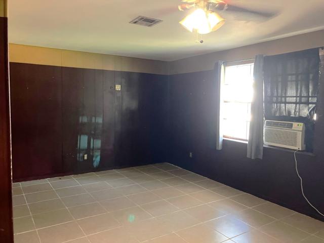 399 Pecan Street