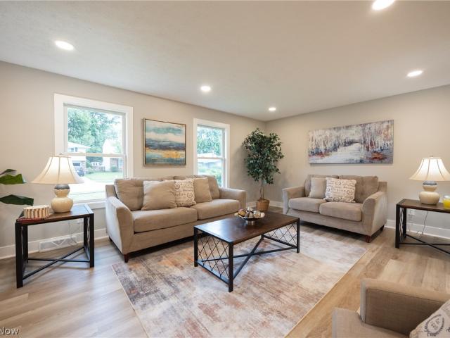 399 Ridgewood Drive