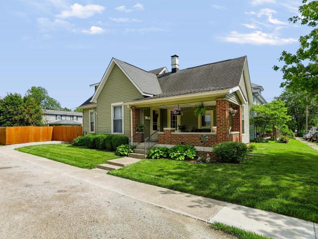 399 W Adams Street