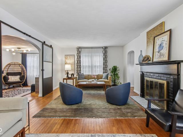 399 W Main Street