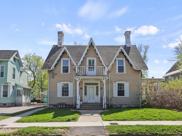 39 41 Bartlett Ave, Pittsfield, MA 01201