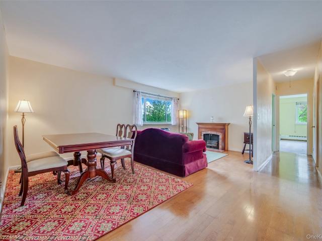 39 65 52nd Street, Unit 3C | Compass