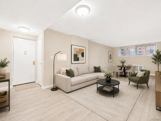 39 76 57th Street 1H