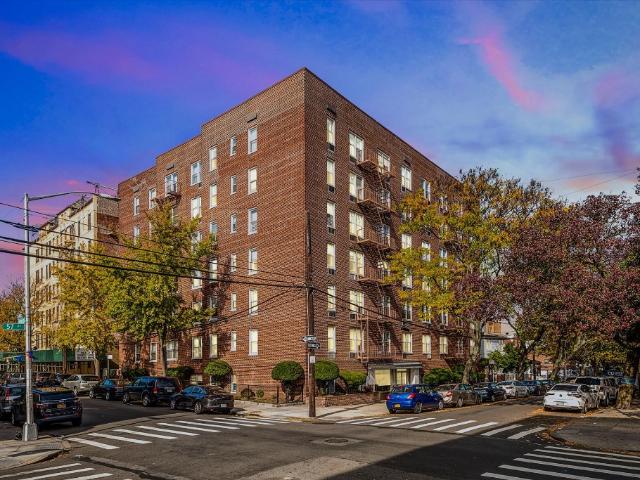 39 76 57th Street, Queens, NY