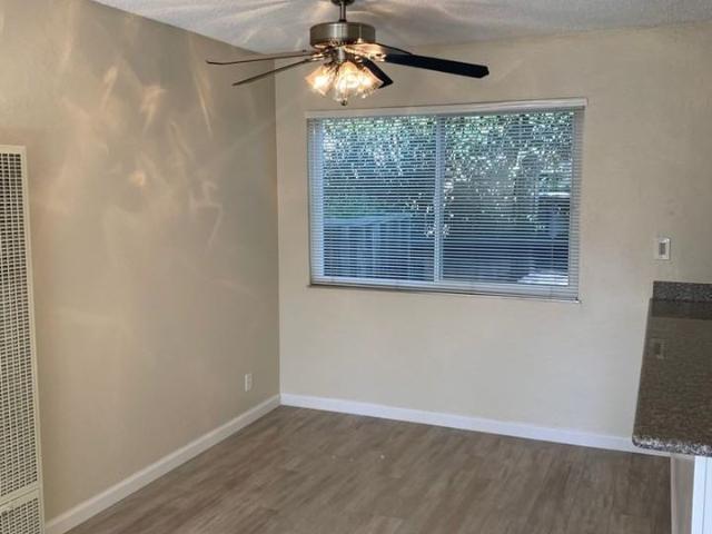 39 0111 2 Bedroom Apartment for Rent at 1530 Alta Glen Ct, San Jose, CA 95125 Willow Glen
