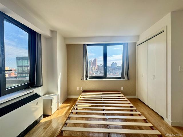 39 16 Prince Street, Unit 7B | Compass