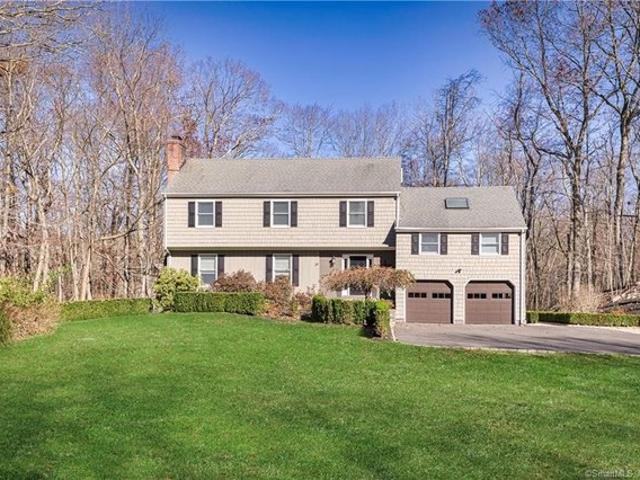 39 Tannery Ln S, Weston, CT 06883