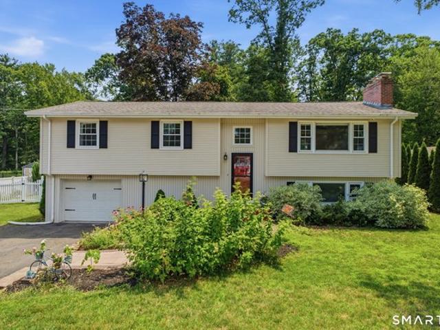 39 Timber Trl, East Hartford, CT 06118