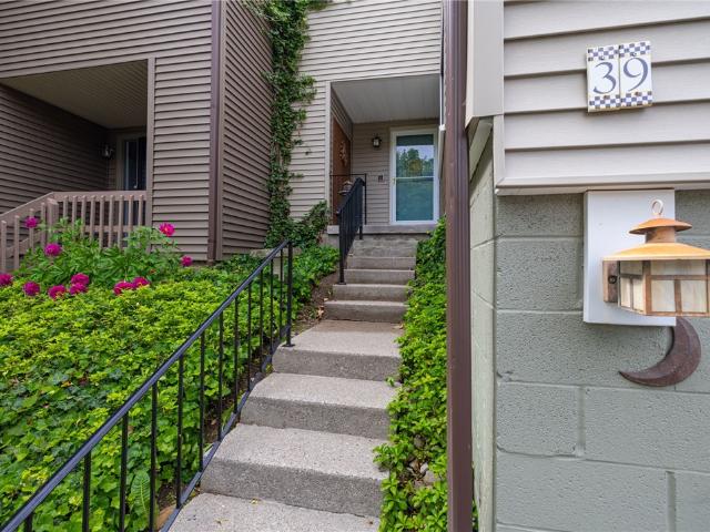 39 Tilegate