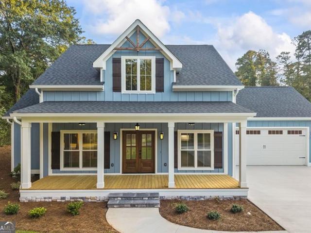 39 Virginia St, Lavonia, GA 30553