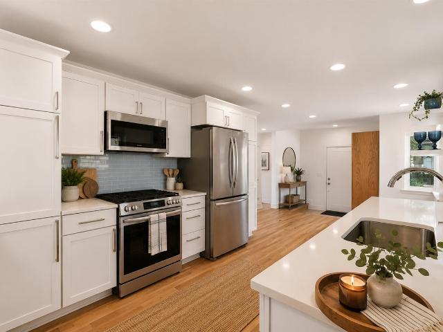 39 W Elza Avenue