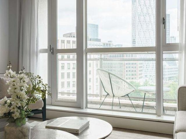 39 Westferry Circus, London E14 2 bed apartment to rent £4,160 pcm £960 pw