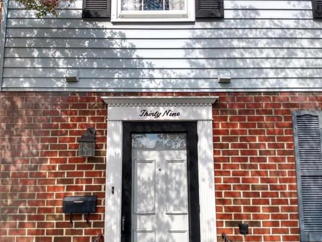 39 William Penn Drive