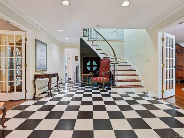 39 Woodhaven Drive