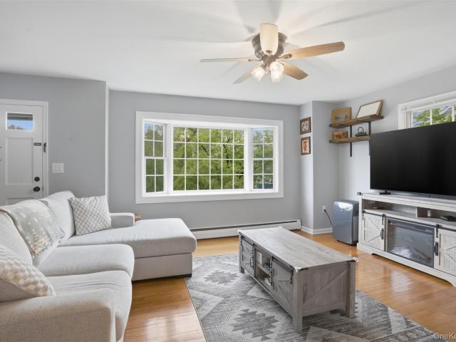39 Woodside Drive