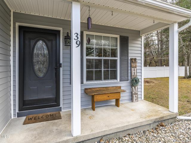 39 Woodthrush Court