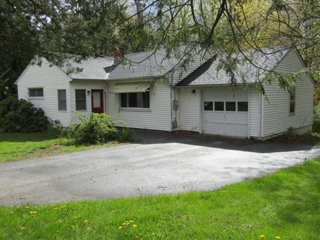 39 Alvord Park Rd, Torrington, CT 06790