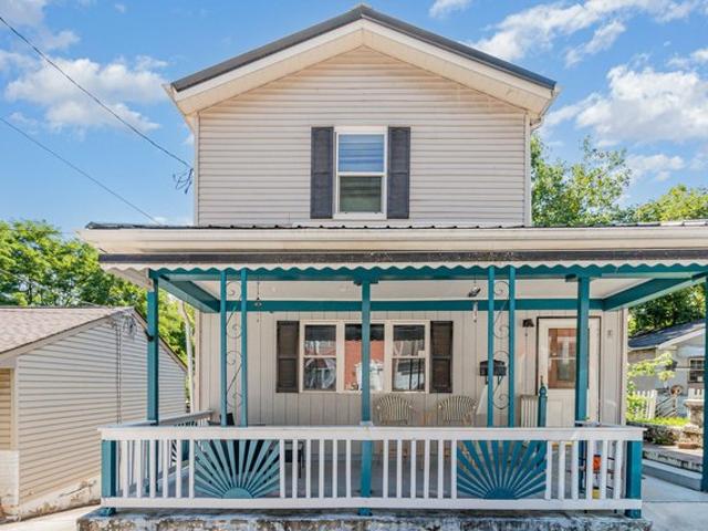 39 Amelia St, Newport, KY 41071
