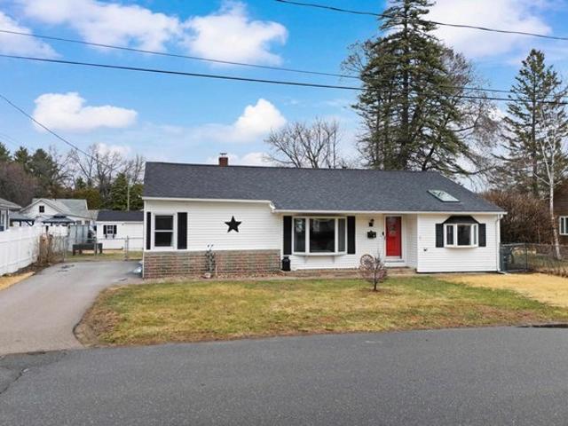 39 Ann Ave, Manchester, NH 03102