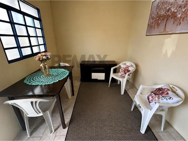 39 Área Útil Kitnet Alugar, 1 Dormitórios localizado em Jardim Panorama, Botucatu, São Paulo, 18608180 | Brasil