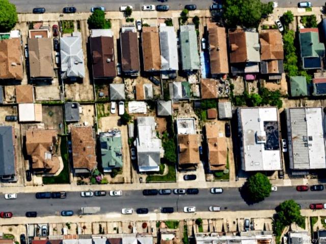 39 Bay 22nd Street