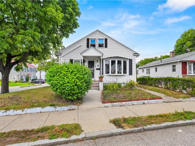 39 Bolton Avenue