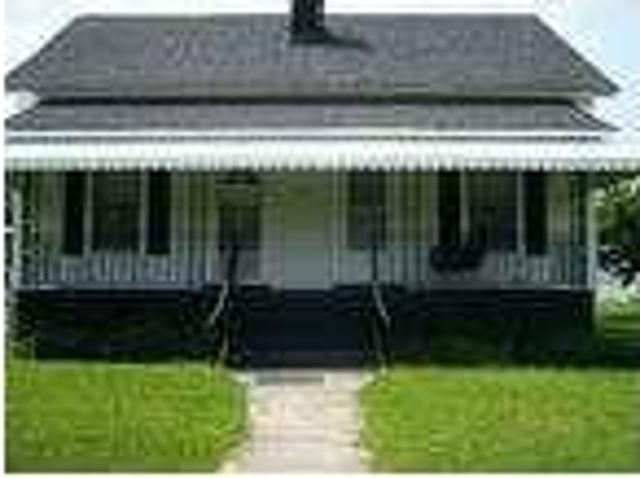39 Blake St, Greenville, Sc 29605 3 Beds 1.5 Baths 1,655 Sqft