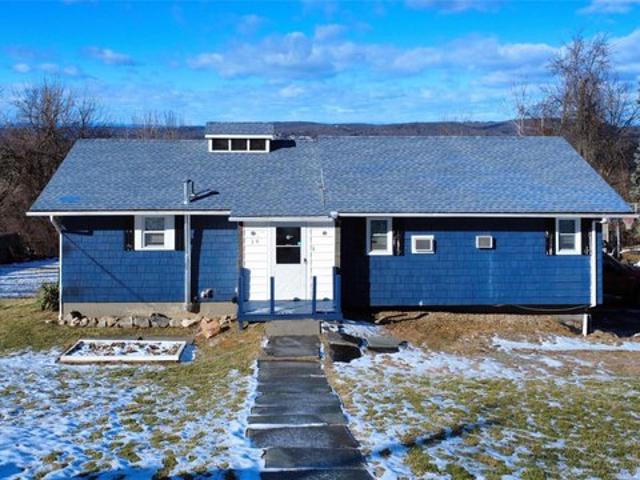 39 Brothers Rd, Poughquag, NY 12570