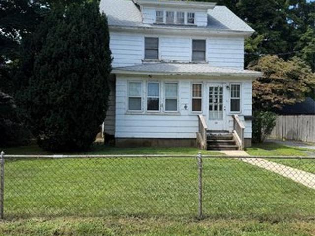 39 Broadway, Greenlawn, NY 11740