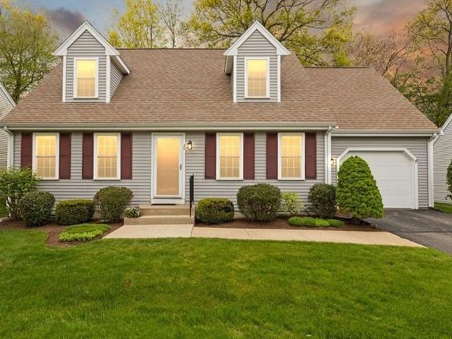 39 Brewster Rd Unit 39, Stoughton, MA 02072