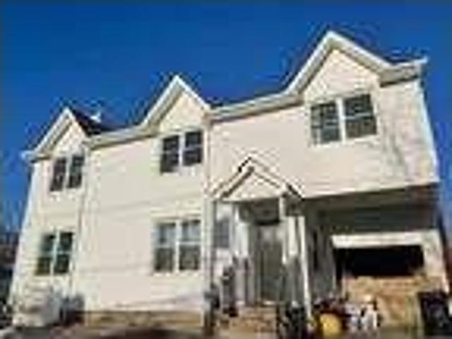 39 Campbell, Williston Park, NY