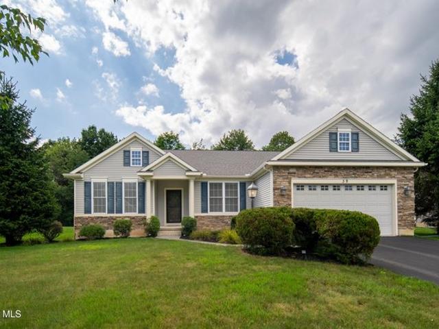 39 Chester Dr, Waterford, NY 12188