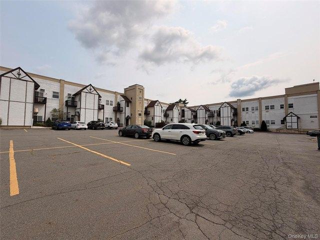 39 Church St Apt 14, Port Jervis, NY 12771