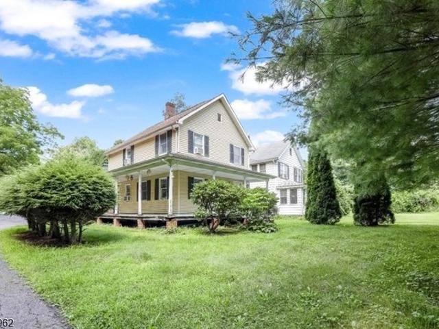 39 Clinton Rd, West Milford, NJ 07435
