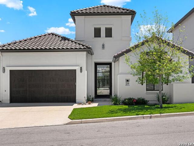 39 Dominion Heights