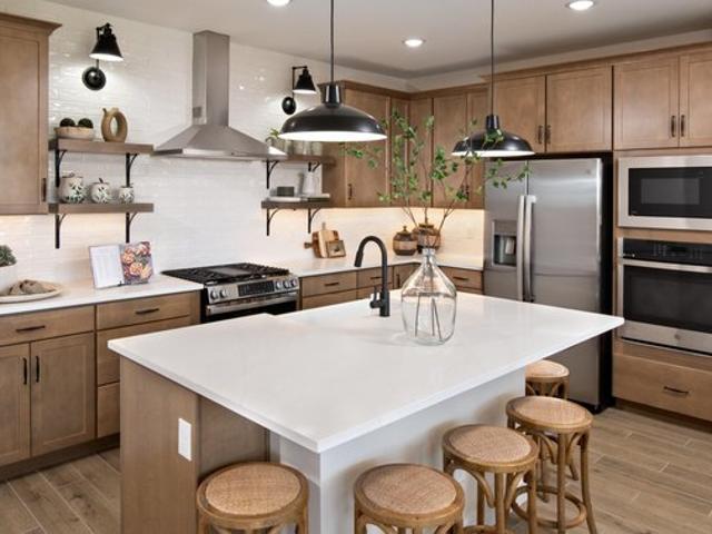 39 E Sheffield Ave, Gilbert, AZ 85296