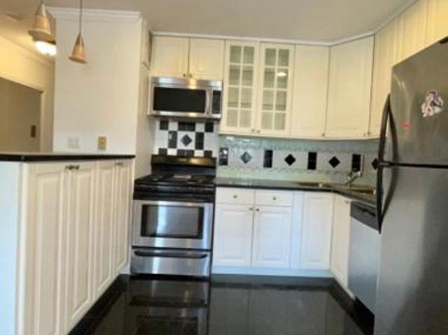 39 E 39th St #2N, Paterson, NJ 07514