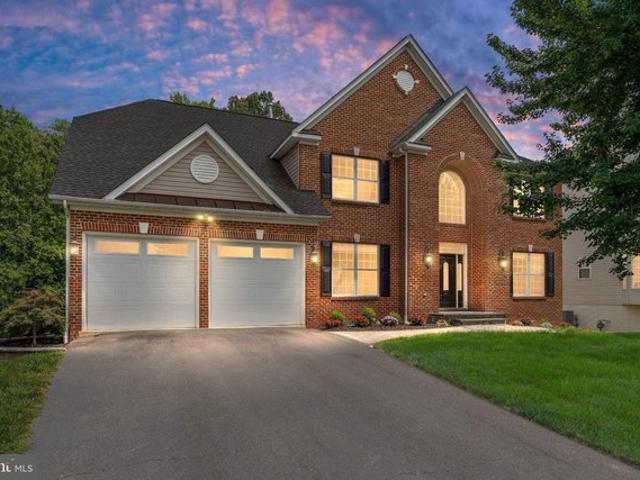 39 Easter Dr, Stafford, VA 22554