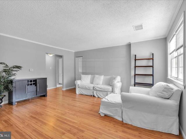 39 Eaves Mill Road