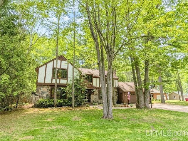 39 Elder Drive