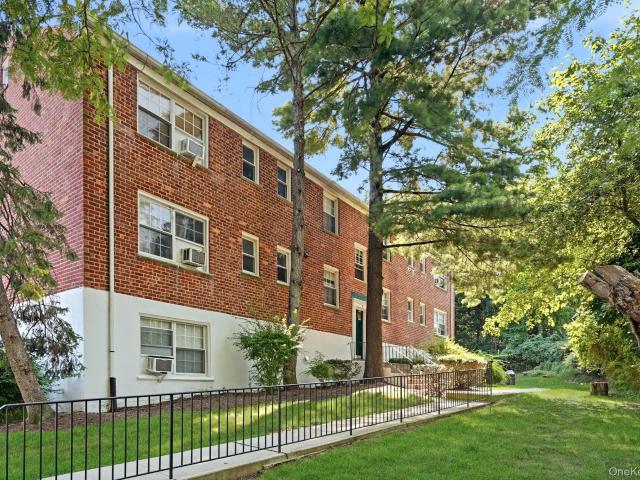 39 Fieldstone Drive H2