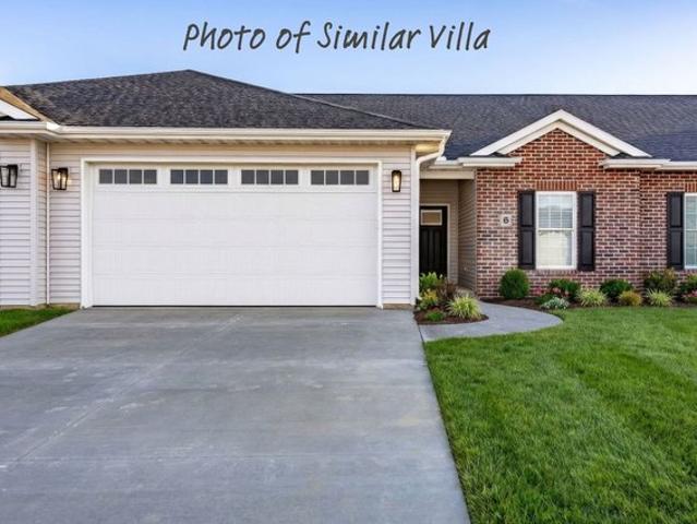 39 Frank Ct, Le Claire, IA 52753