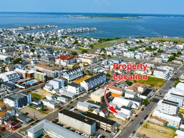 39 Franklin Ave, Seaside Heights, NJ 08751
