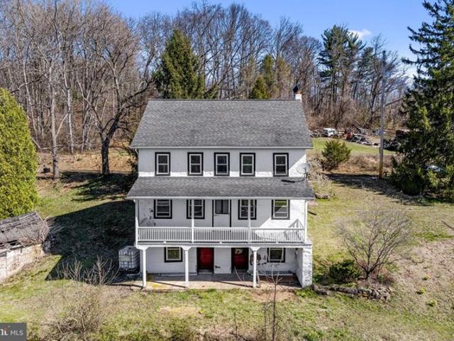 39 Gill Rd, Mohnton, PA 19540