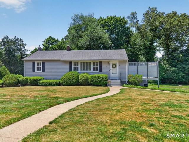 39 Green Hill Ln, Cheshire, CT 06410