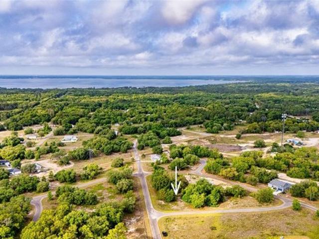 39 Guava Trak, Ocklawaha, FL 32179