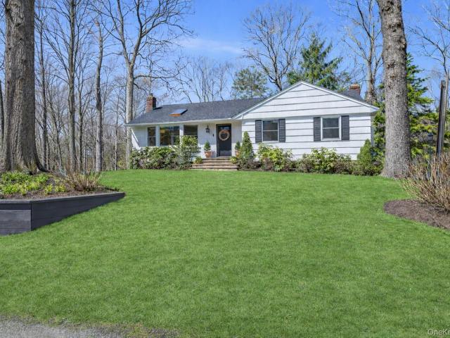 39 Hennessey Dr, Huntington, NY 11743 | MLS #982719 | Compass
