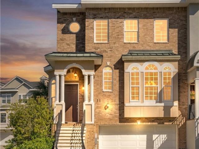 39 Hidden Pointe Drive